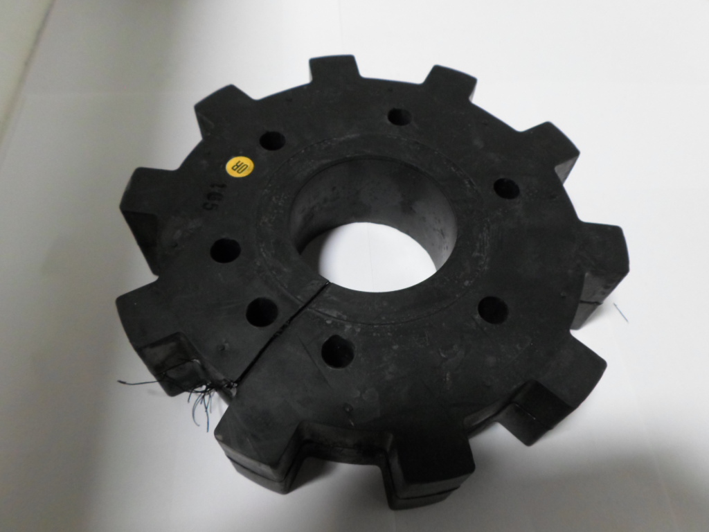 SPROCKET, RUBBER ELEV HOUSING | Schwarze eStore